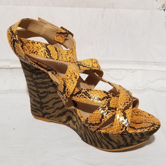 Nicole Lee | Shoes | Tiger Print Paige Wedges Platform Sandals | Poshmark